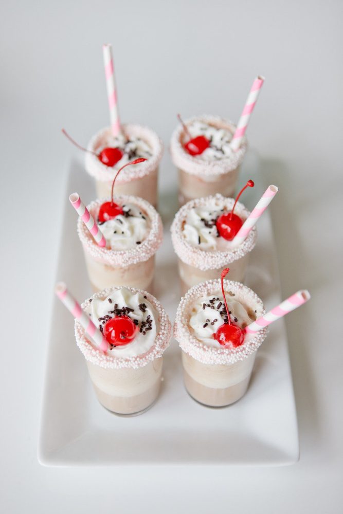 20 Fun Midnight Snack Ideas for Your Wedding | PreOwned Wedding Dresses