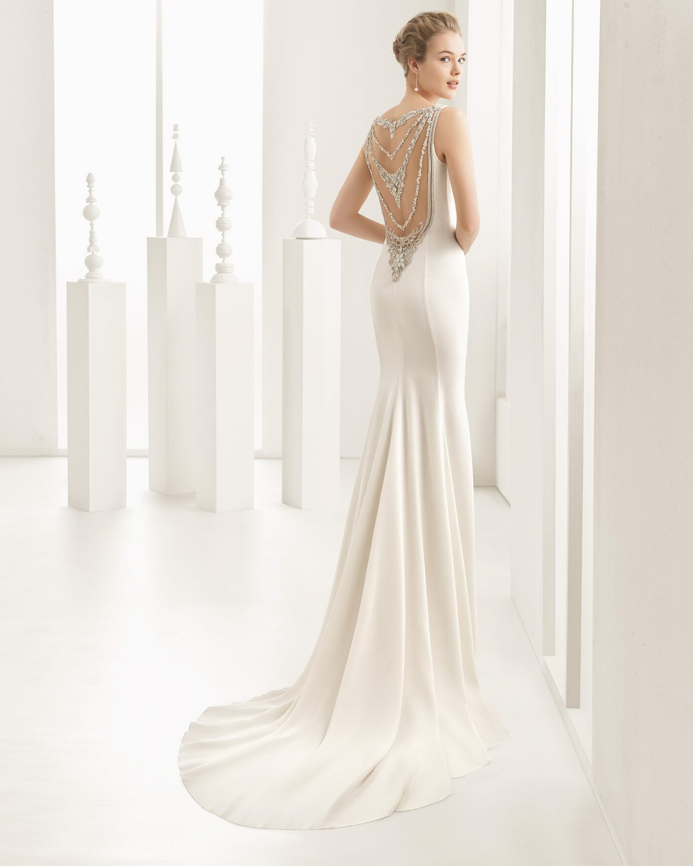 Feast Your Eyes On 10 Rosa Clara Wedding Gowns from the 2017 Collection ...