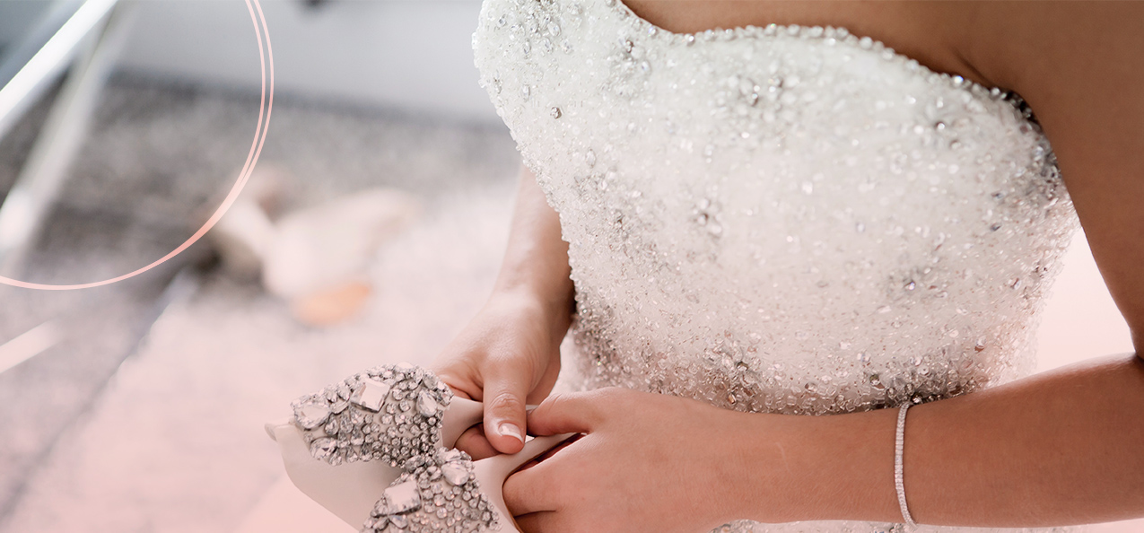 Second-Hand Wedding Dresses: Beautiful on a Budget | PreOwned Wedding ...