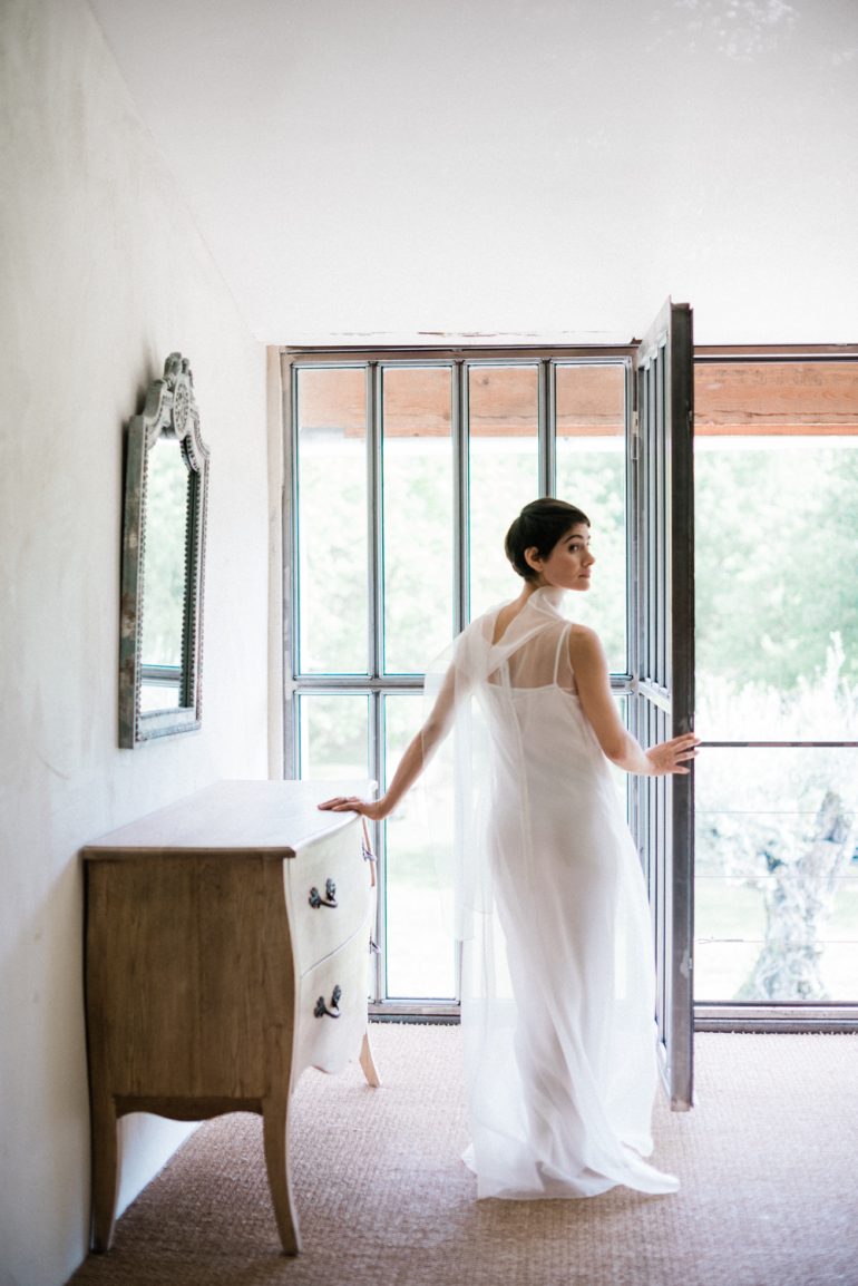 Masha-Kart-Photography-Romantic-Countryside-Real-Wedding-14 | PreOwned ...