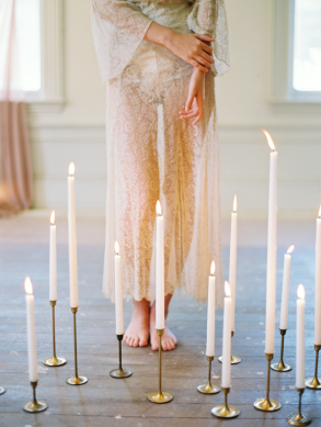 rwg-romantic-lace-boudoir-session9 | PreOwned Wedding Dresses