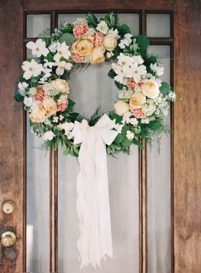 diy-wedding-wreath-ideas | PreOwned Wedding Dresses