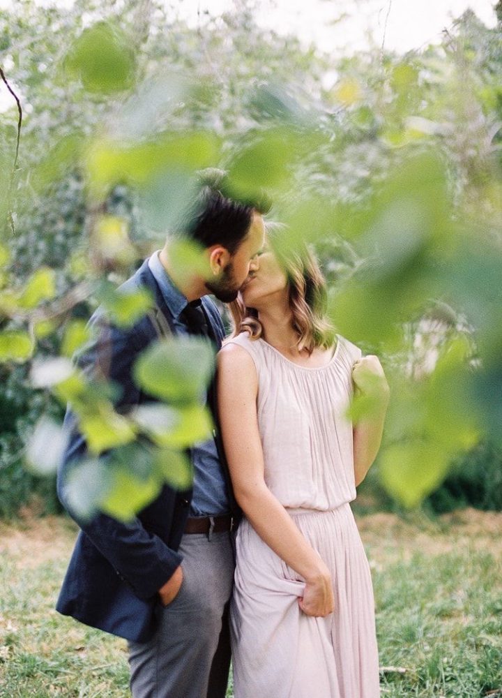 10-simple-organic-wedding-imagery | PreOwned Wedding Dresses