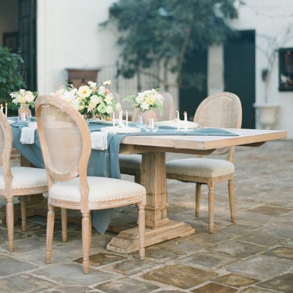 16-elegant-spring-wedding-reception | PreOwned Wedding Dresses