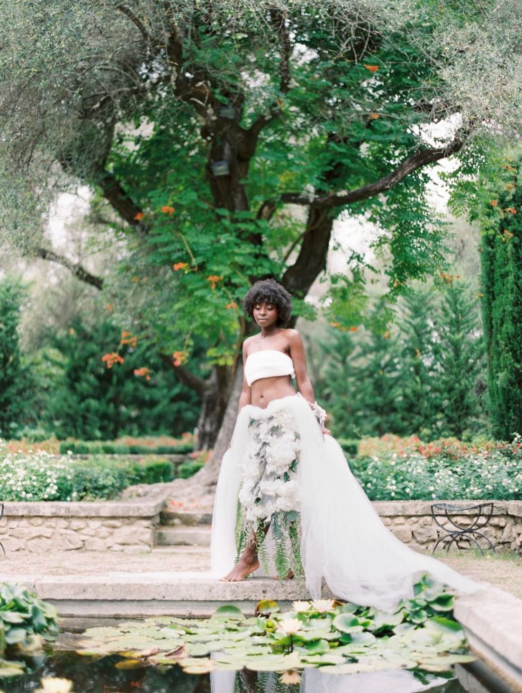 Sarah-Stefani-Photography-French-Riviera-03 | PreOwned Wedding Dresses