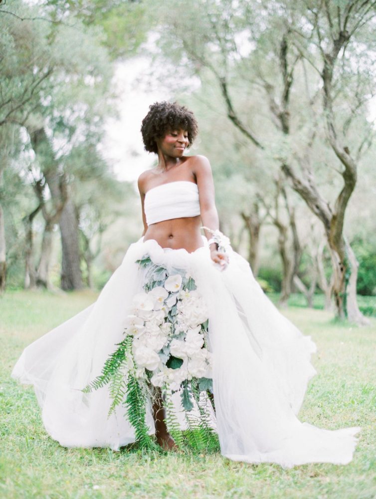 Sarah-Stefani-Photography-French-Riviera-04 | PreOwned Wedding Dresses