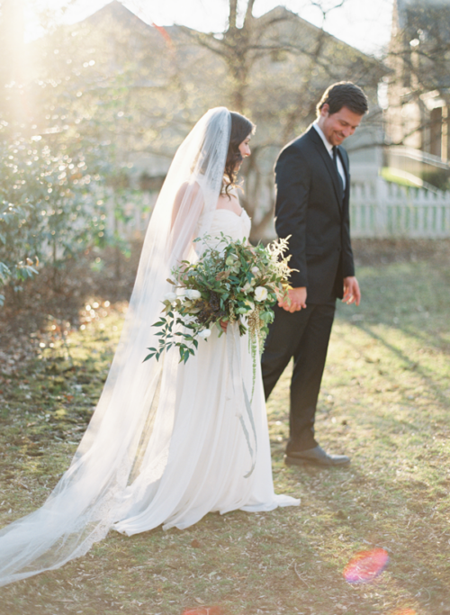Neutral Garden Wedding Ideas | Wedding Ideas | OnceWed.com