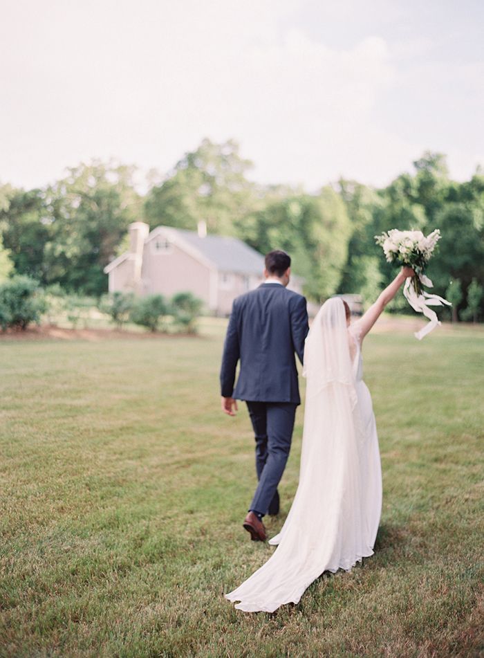 11-simple-outdoor-wedding-ideas | PreOwned Wedding Dresses