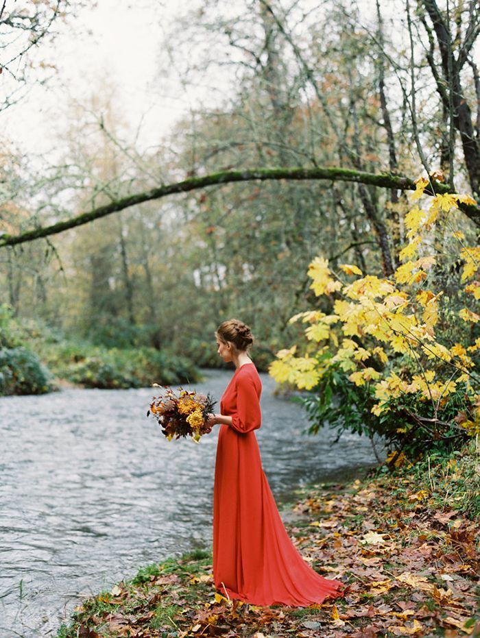 16-simple-unique-fall-wedding | PreOwned Wedding Dresses