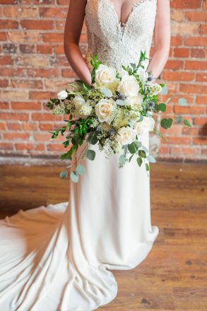 A beautifully modern and elegantly ethereal downtown wedding ...